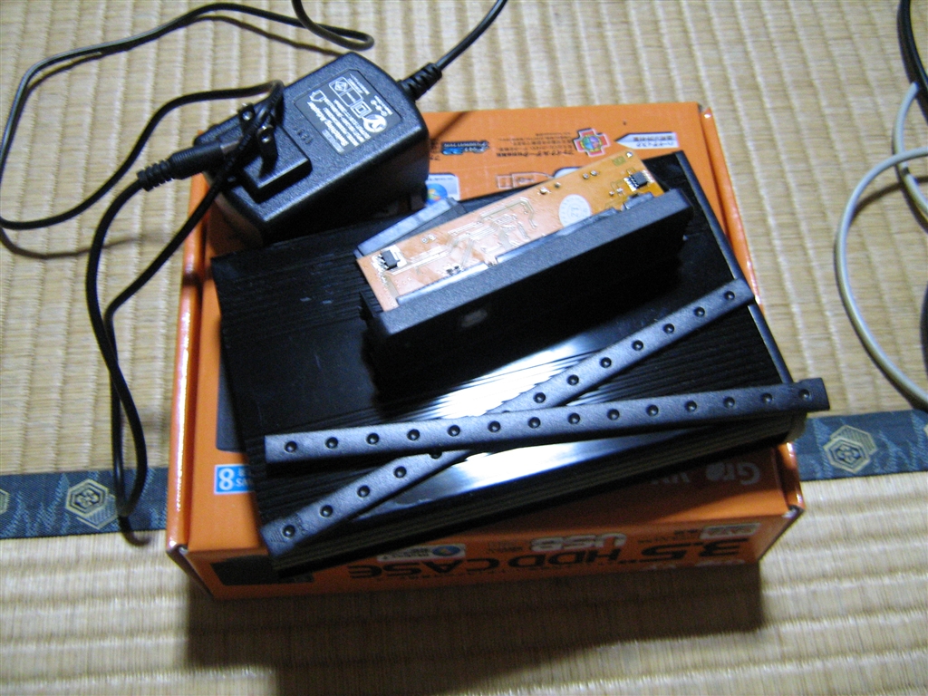 価格.com - 『ケース』GROOVY SATA2-CASE3.5BK 五郎の孫さんのレビュー・評価投稿画像・写真「参考までに」[155756]