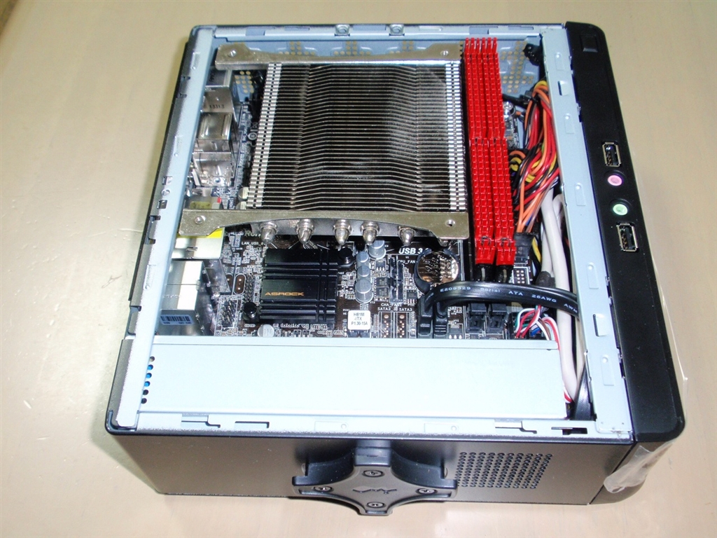 価格.com - 『作戦失敗』IN WIN IW-BQ656/120N あおちんしょこらさんのレビュー・評価投稿画像・写真「電源がちょっと難 ...