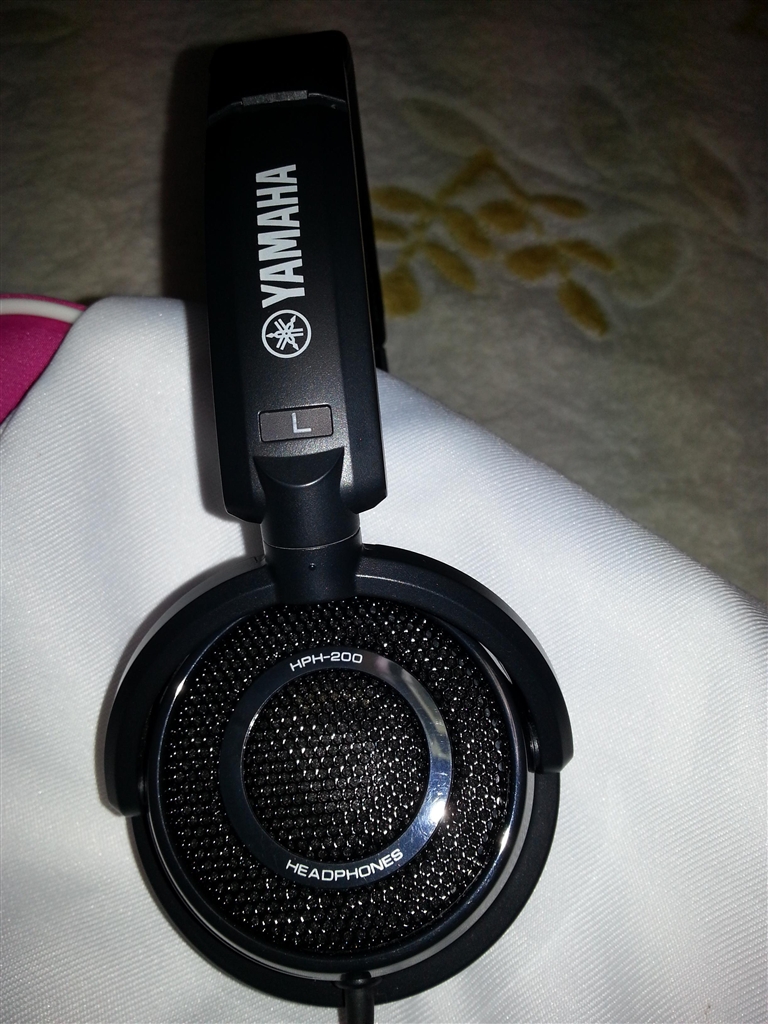 価格.com - 『私のHPH-200です。』ヤマハ HPH-200(B) [ブラック] Angsyallyさんのレビュー・評価投稿画像・写真「ごめんなさいね『ピアノ曲のスペシャリスト ...