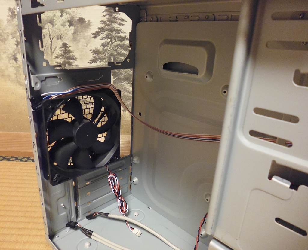 価格.com - 『内部2』IN WIN IW-EM035/WOPS kokonoe_hさんのレビュー・評価投稿画像・写真「\5,750にして ...