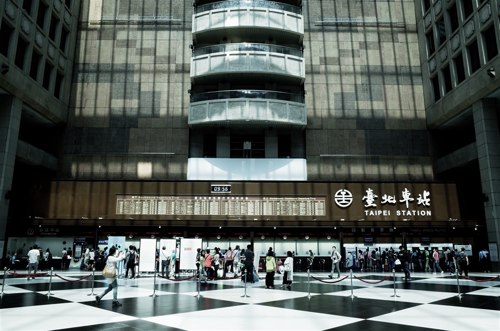 価格.com - リコー GR II adgtmさんのレビュー・評価投稿画像・写真「【再レビュー】どこにでも連れて行ける一生もののカメラ ...