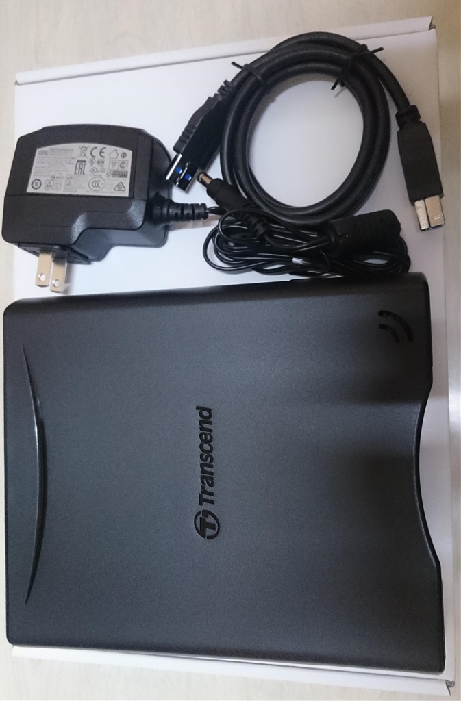 価格.com - 『シンプルなデザイン 下部から上部へ抜けるエアフロー』トランセンド StoreJet 35T3 TS4TSJ35T3 ...