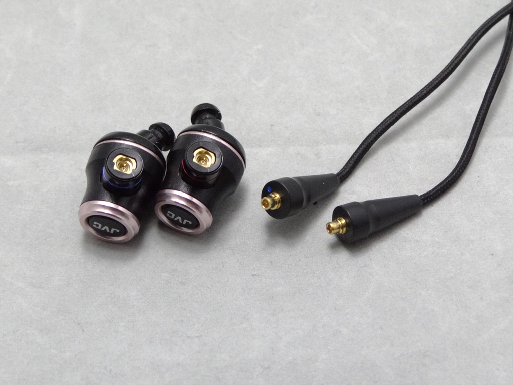 価格.com - 『ケーブルは布巻きで着脱も可能』JVC CLASS-S WOOD 01 inner HA-FW01 鴻池賢三さんのレビュー・評価投稿画像・写真「ハイレゾの柔らかさを上質に ...