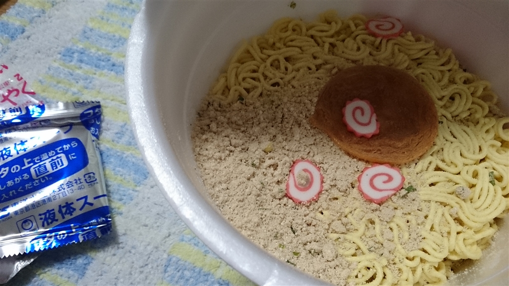 価格.com - 『かやくは焼豚となるとのみです。』東洋水産 ごつ盛り 豚骨醤油ラーメン 122g ×12食 Tio Platoさんのレビュー・評価投稿画像・写真「満腹感を得たい時用の備蓄品 ...