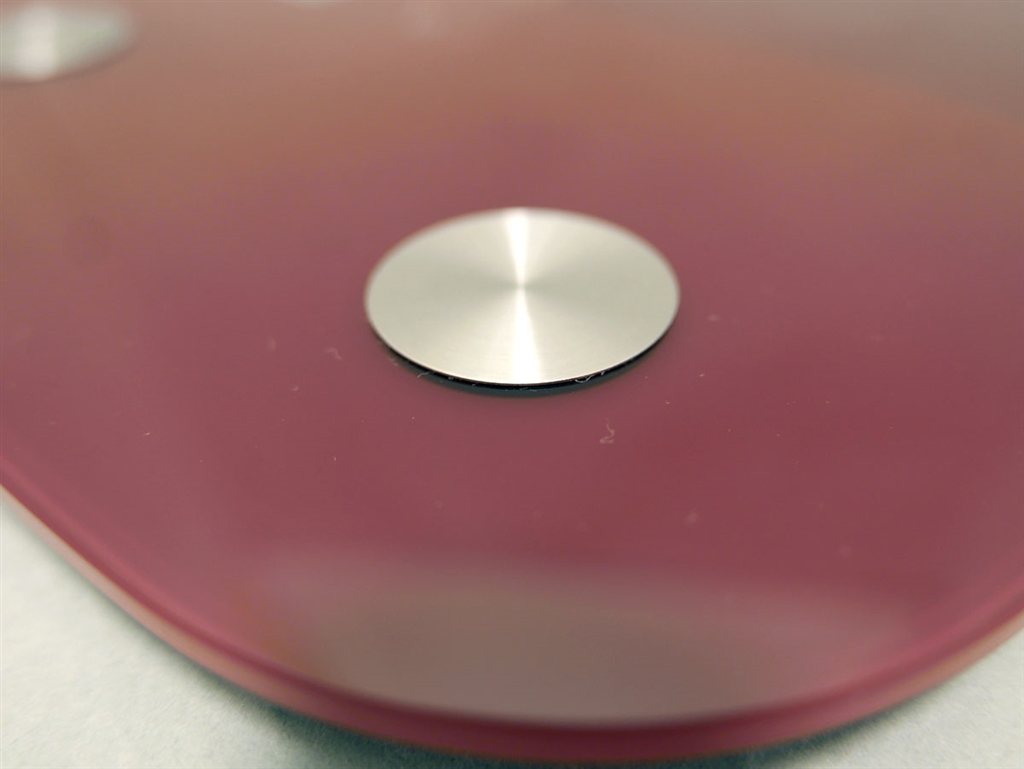 価格.com - 『質感のご参考に。』エレコム HELLO HCS-RFS01RD [レッド] 鴻池賢三さんのレビュー・評価投稿画像・写真「お手頃価格なのに、50g単位で体重測定ができる ...