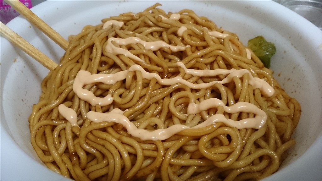 価格.com - 『明太子マヨネーズを絡めます。』日清食品 焼そばU.F.O. 明太子マヨ焼そば 122g ×12食 Tio Platoさんのレビュー・評価投稿画像・写真「( ^ω^ ) 明太 ...