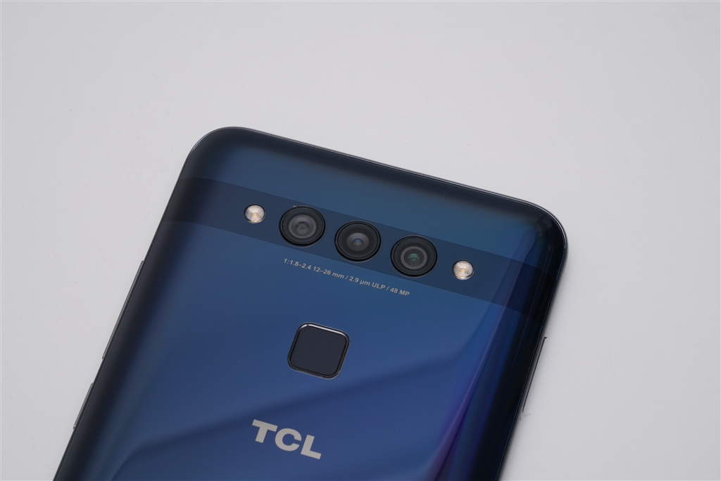 価格.com - 『ボディーは価格以上の質感を備えています』TCL PLEX SIMフリー [Obsidian Black] ジャイアン鈴木 ...