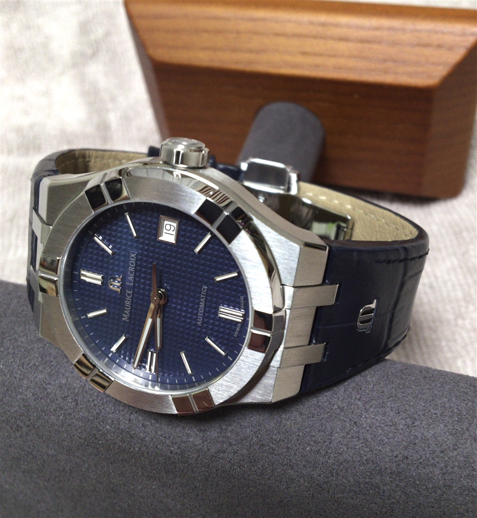 価格.com - 『ネイビーのレザーストラップ』モーリス・ラクロア アイコン オートマティック AI6007-SS002-430-1 情熱7 ...