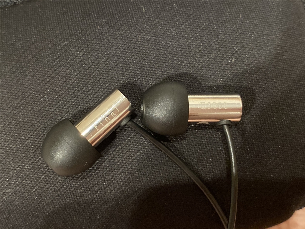 価格.com - 『final E3000』final E3000 FI-E3DSS だいきdaikiさんのレビュー・評価投稿画像・写真「丸み×ふくよかな低音の、癒しサウンドだ。」[536270]