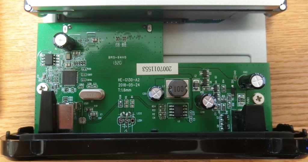 価格.com - 『基板』ロジテック LGB-EKU3 [ブラック] kokonoe_hさんのレビュー・評価投稿画像・写真「金属のガワとHDDが密着するので放熱性が高く感じます。」[545167]