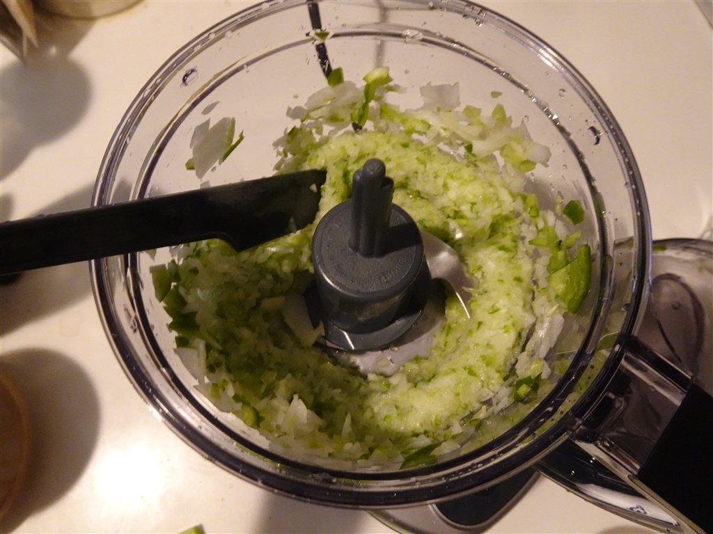 価格.com - 『チョップモードで玉ねぎ・ピーマンをみじん切り』クイジナート ECH-4SJ 神野恵美さんのレビュー・評価投稿画像・写真「全方位において”ちょうどよさ”が魅力のクイジナートの ...