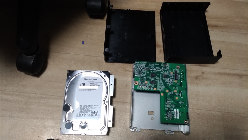 価格.com - 『分解。搭載HDDはWD30EARX』IODATA LAN DISK HDL-TA3/E まぐたろうさんのレビュー・評価投稿画像・写真「防犯カメラの録画先、個人用のファイル ...