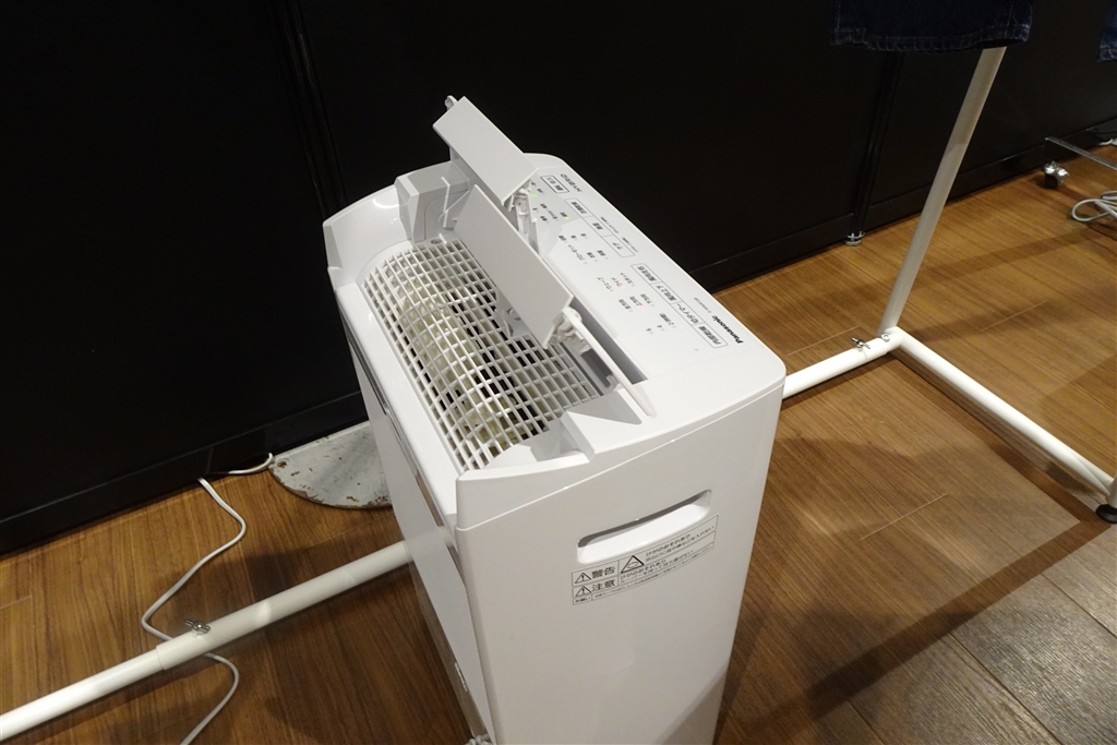 価格.com - 『ルーバー部アップ』パナソニック F-YHVX120 神野恵美さんのレビュー・評価投稿画像・写真「ナノイーが強化！パナソニック衣類除湿乾燥機2022年本命モデル」[641613]