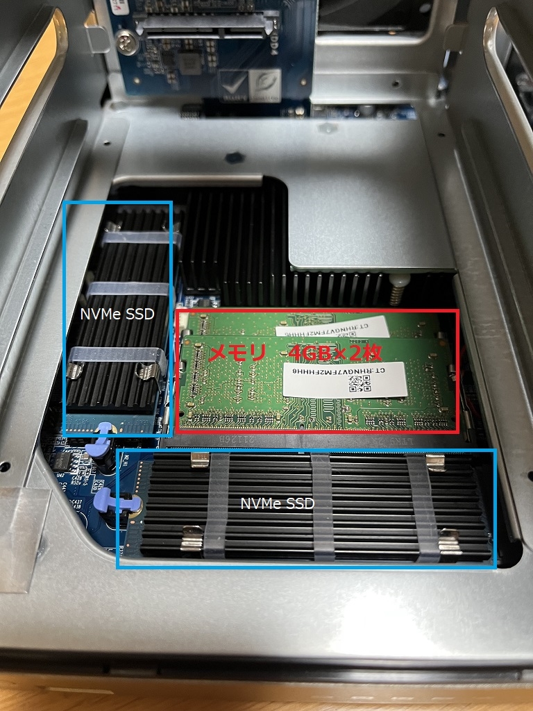 価格.com - 『NAS内部 メモリスロットとM.2SSDスロット』QNAP TS-464-4G たんれいさんのレビュー・評価投稿画像・写真「個人向けNASの完成形」[650165]