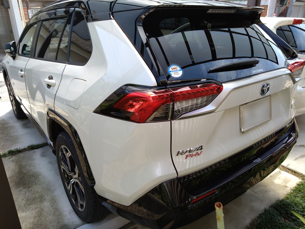 価格.com - トヨタ RAV4 PHV 2020年モデル ziikeさんのレビュー・評価投稿画像・写真「オプション設定を増やしてくれれば満足度120％です。」[656824]