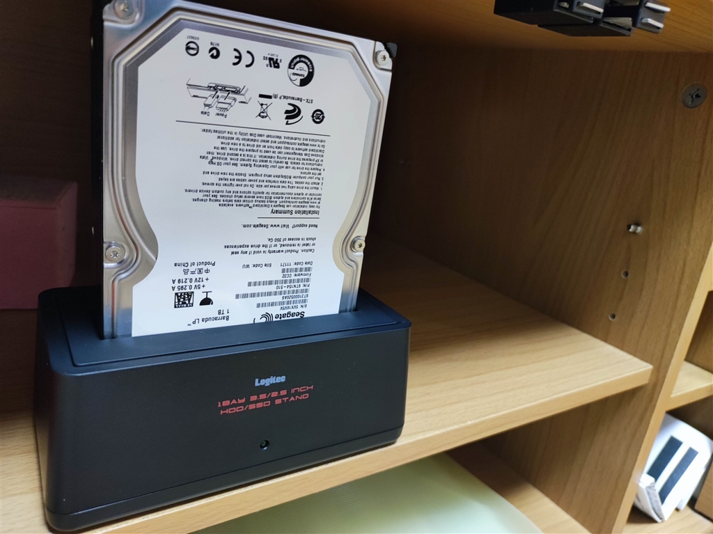 価格.com - 『思ったよりしっかりしている』ロジテック LGB-1BSTU3 [ブラック] 信用2階建てさんのレビュー・評価投稿画像・写真「HDDを脱着したい人には 」[666859]