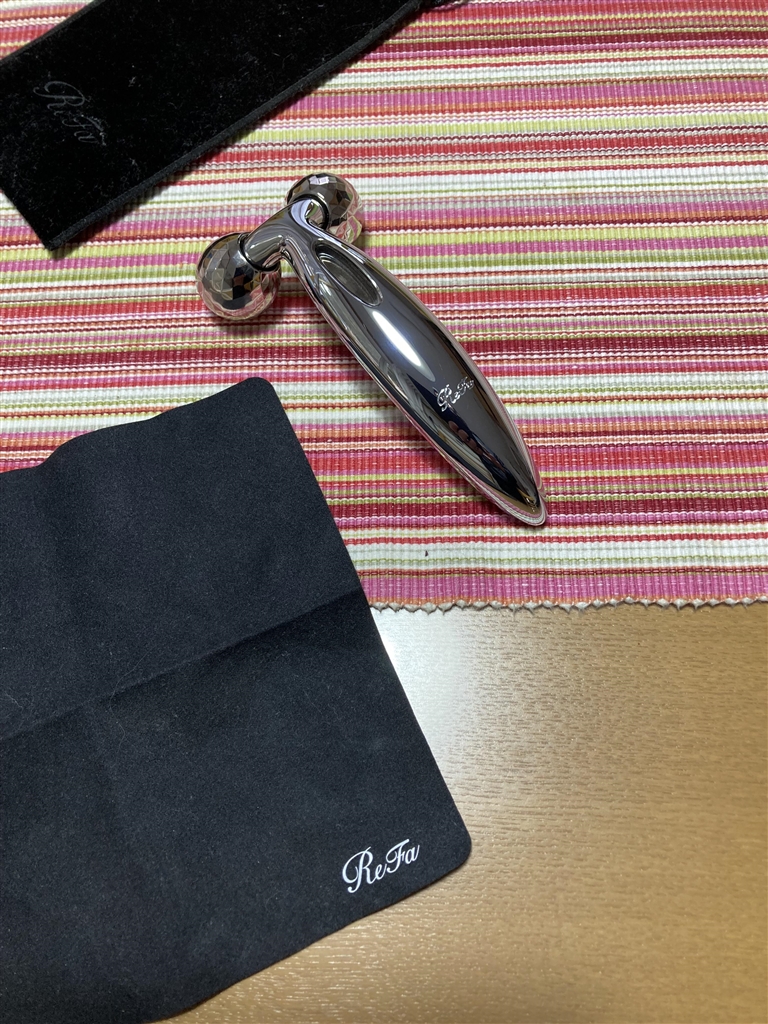 価格.com - 『使用して1年経過。』MTG ReFa CARAT FACE RF-CF1842B のぶちゃみーさんのレビュー・評価投稿画像・写真「購入して1年経過。」[676040]