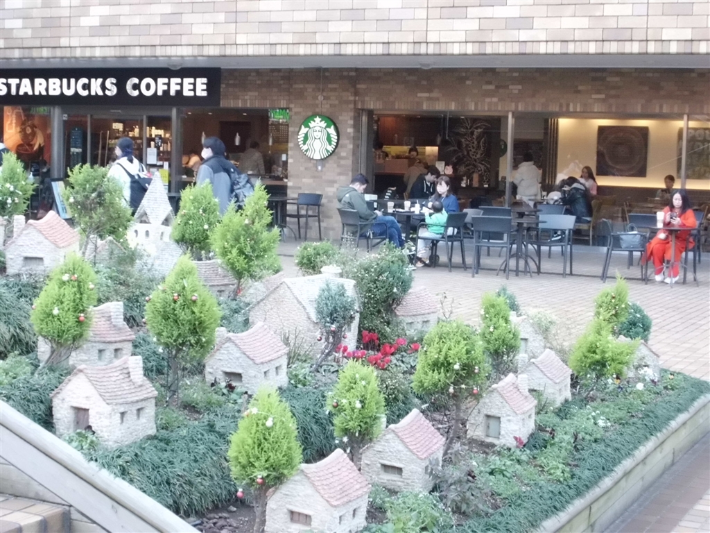 価格.com - EXEMODE DC504 明智光五郎さんのレビュー・評価投稿画像・写真「露出補正とホワイトバランスを調整しながら撮影しています」[679582]