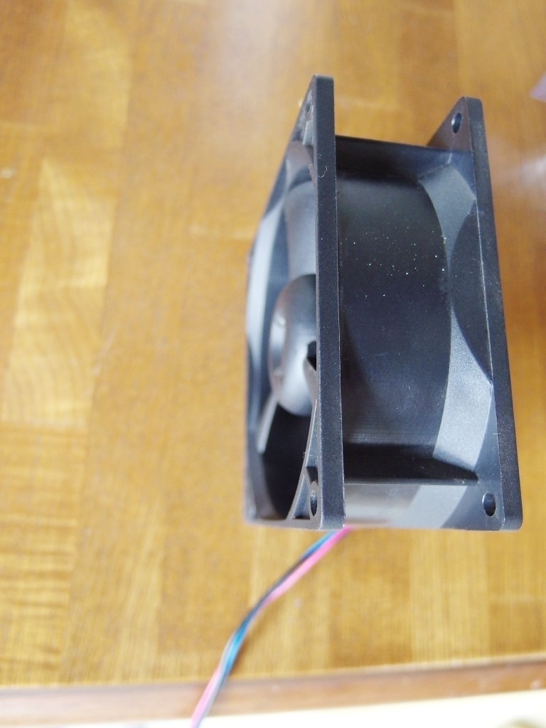 価格.com - AINEX CFY-90S あずたろうさんのレビュー・評価投稿画像・写真「選択肢通りの静かなFANです」[680648]