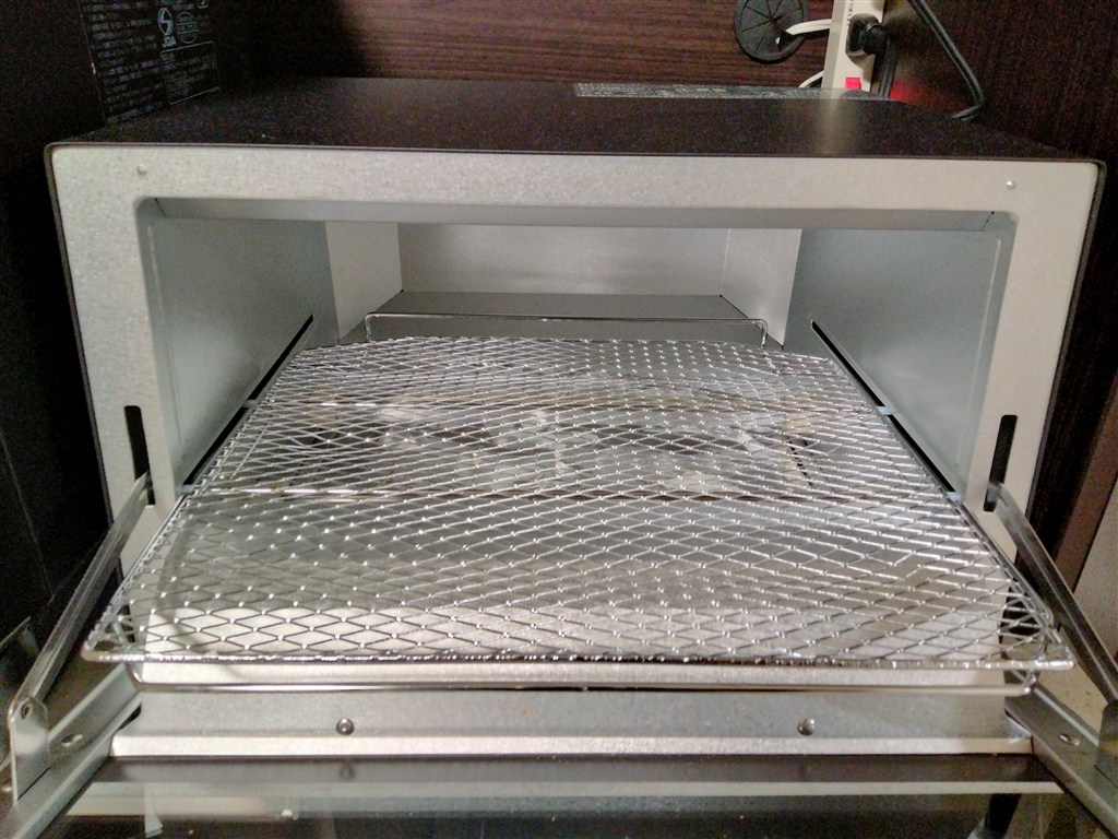 価格.com - 『トースターの中』タイガー魔法瓶 やきたて KAM-S131-KM [マットブラック] たばきちさんのレビュー・評価投稿画像・写真「非常にオススメなトースターで、家族で使うの ...