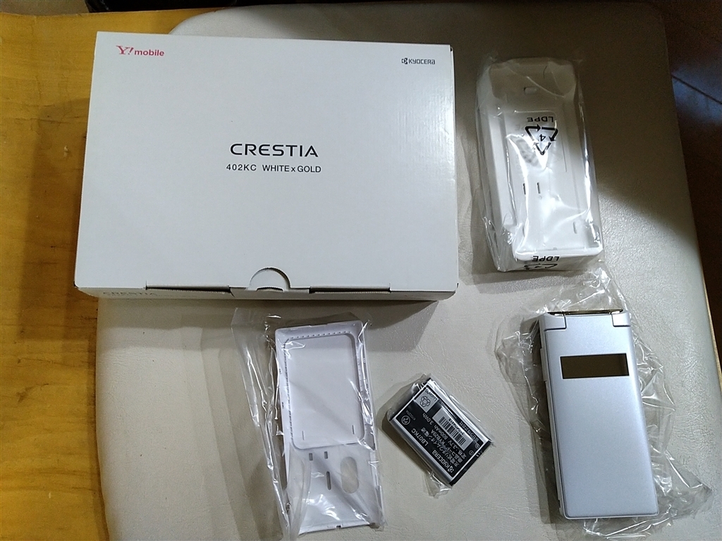 価格.com - 京セラ CRESTIA 402KC [ホワイト×ゴールド] まぐたろうさんのレビュー・評価投稿画像・写真「スマホの子機として ...