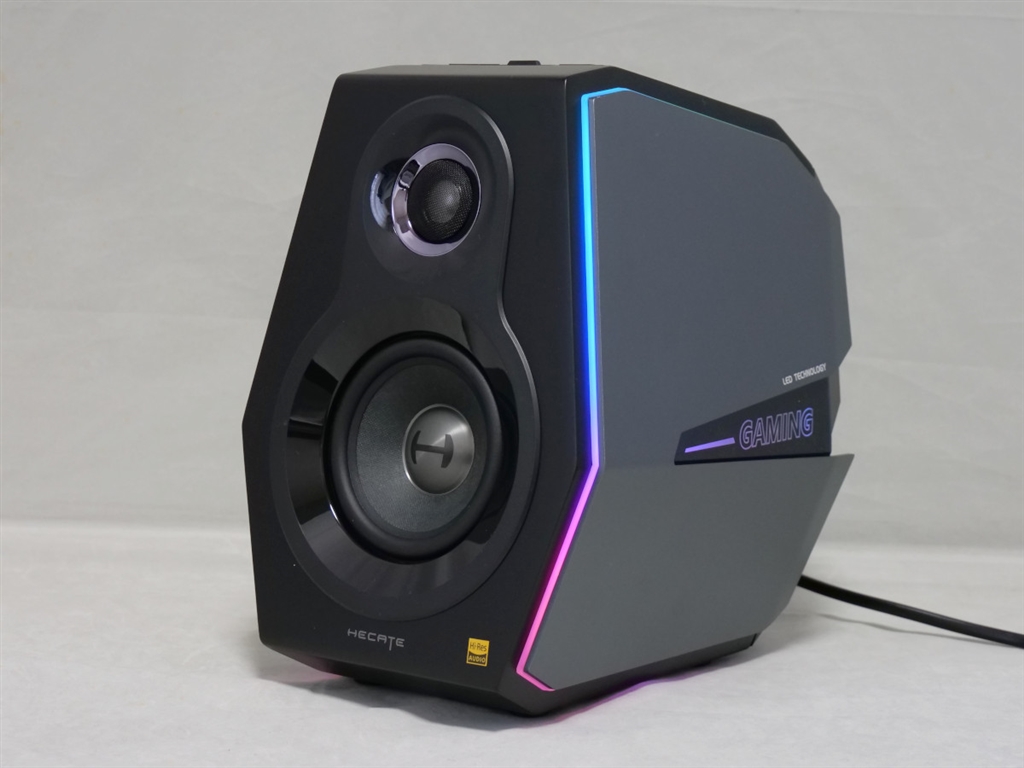 価格.com - 『デザインと質感のご参考に』Edifier HECATE ED-G5000 [ブラック] 鴻池賢三さんのレビュー・評価投稿画像・写真「オーディオグレードのサウンドとゲーミング ...