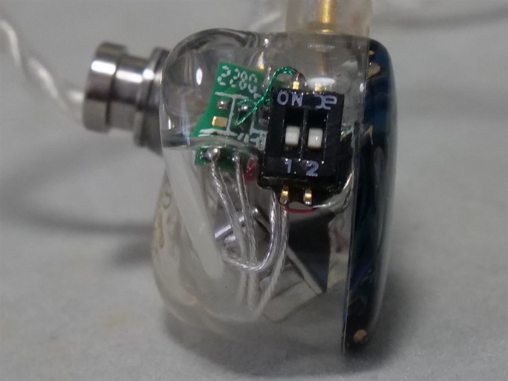 価格.com - 『スイッチで4種のサウンドを切り替え可能。』qdc Anole V3 II-S QDC-ANOLE-V3II-S 鴻池賢三さんのレビュー・評価投稿画像・写真「ピュアBAマルチ ...