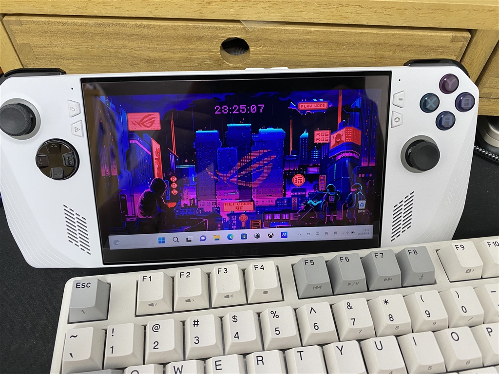 価格.com - ASUS ROG Ally RC71L-Z1E512 [ホワイト] TNKOさんのレビュー・評価投稿画像・写真「性能期待通り ...