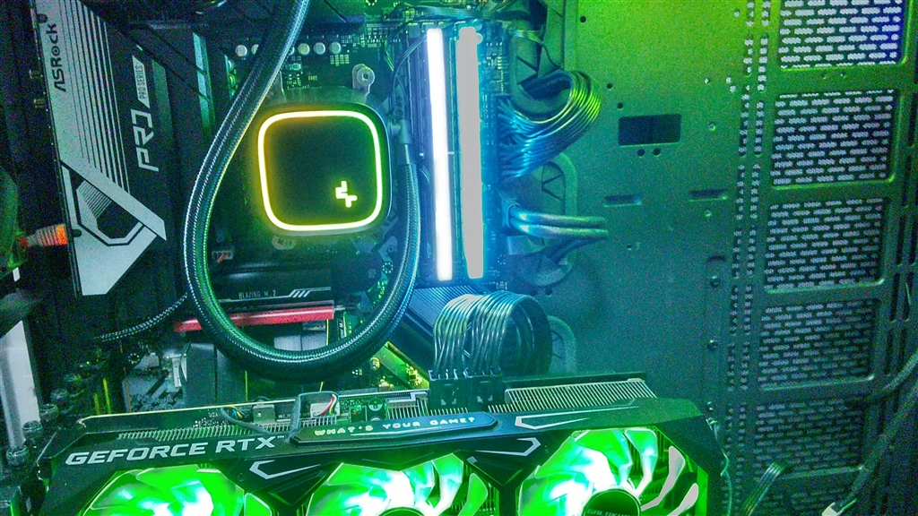 価格.com - 『組付け時の全体図』DEEPCOOL LE720 R-LE720-BKAMMN-G-1 [ブラック] NekoDさんの ...