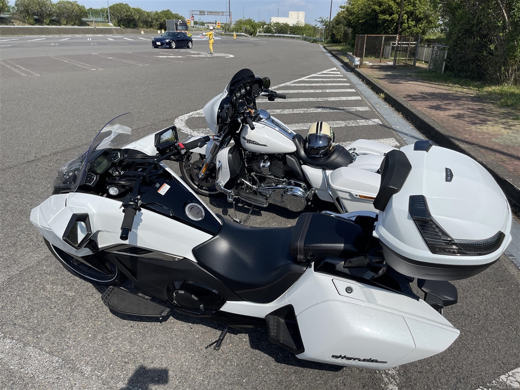 価格.com - 『実はハーレーのFLHより全長長い。』ホンダ NM4-02 濃いビール好きさんのレビュー・評価投稿画像・写真「キモオタの所為 ...