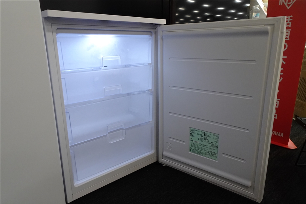 価格.com - 『4段の引き出し設計の庫内』アイリスオーヤマ IUSN-7A-W [ホワイト] 神野恵美さんのレビュー・評価投稿画像・写真「奥行30センチ＆シックなデザインで家具との相性抜群 ...