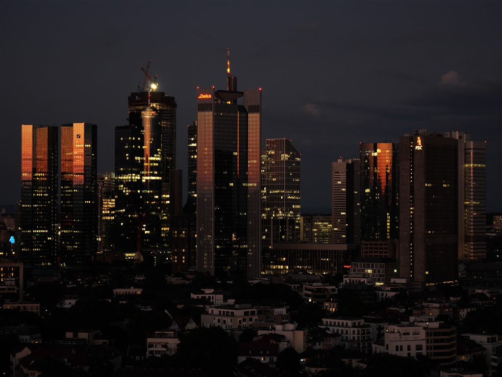 価格.com - 『沈んだ後の残り日が反射・サマータイム21:30』パナソニック LUMIX G VARIO 12-60mm/F3.5-5.6 ...