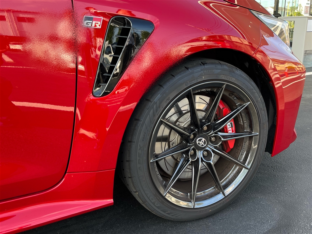 価格.com - 『目立つ真っ赤なアルミ対向4ポッドキャリパー』トヨタ GRカローラ 2022年モデル あかビー・ケロさんのレビュー・評価投稿 ...