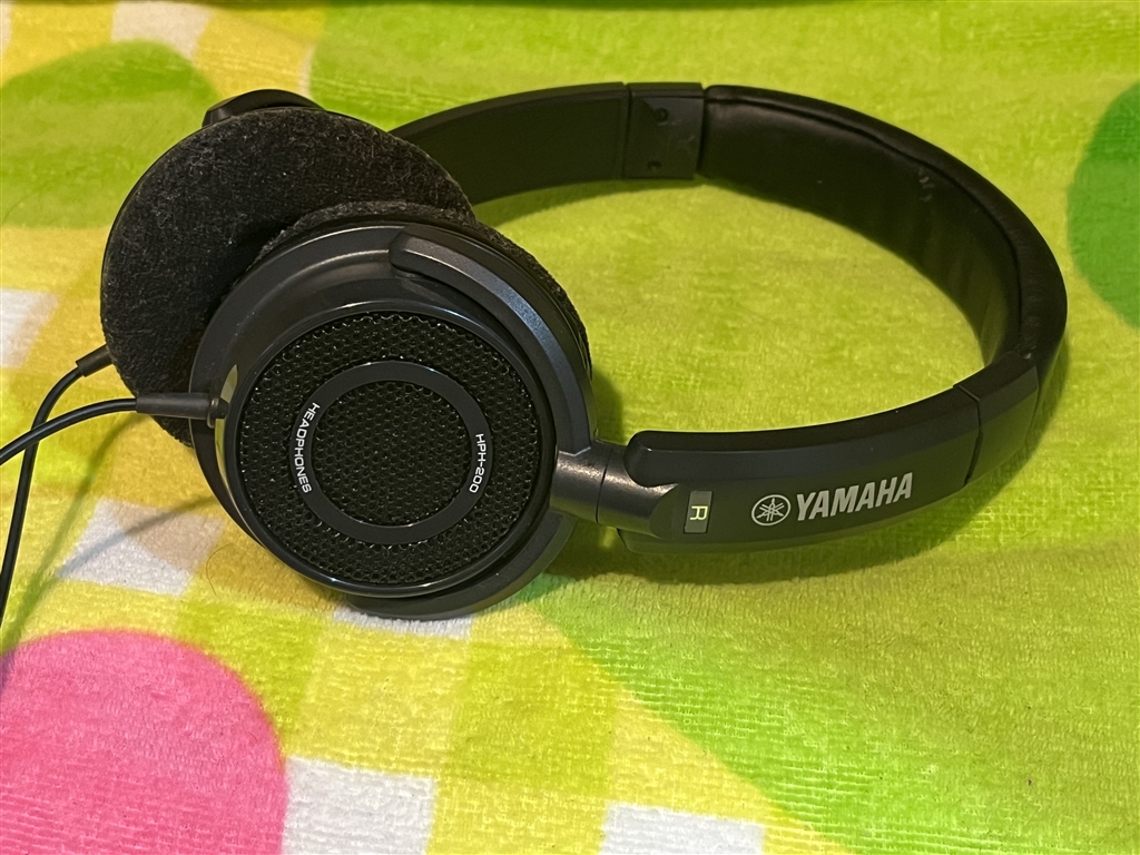 価格.com - 『YAMAHA HPH-200 サイドから』ヤマハ HPH-200(B) [ブラック] MA★RSさんのレビュー・評価投稿画像・写真「コスパ良い美音機。楽器演奏用モニター ...