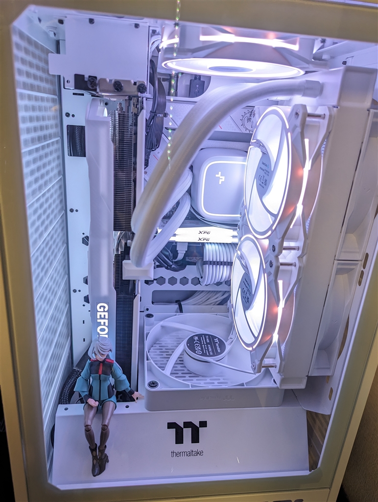 価格.com - 『側面ラジエーターは、ファンサンドで運用も可能です』Thermaltake The Tower 200 Snow CA ...