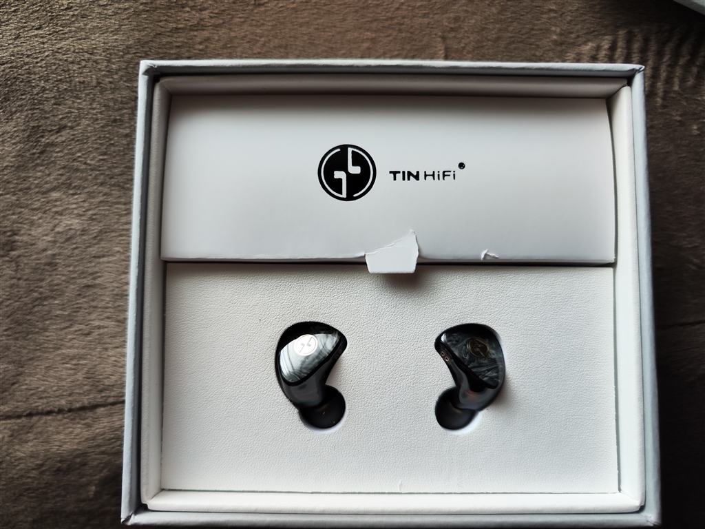 価格.com - 『破れ』TinHifi T3Plus いしいしいっしーさんのレビュー・評価投稿画像・写真「商品管理はユルメ」[724720]