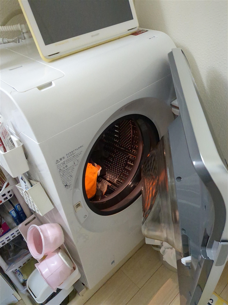 価格.com - 『扉を開けたら、照明も点いて取り忘れも無くて便利』シャープ ES-X11B-SR [クリスタルシルバー] ムネアキさんさんのレビュー・評価投稿画像・写真「使いやすい! 静か ...