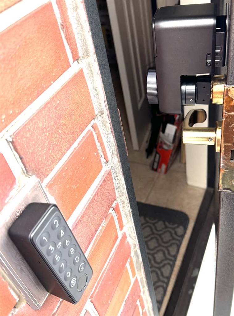 価格.com - SwitchBot SwitchBotドアロックProセット W3500002 [ブラック] kakakuxさんのレビュー・評価投稿画像・写真「総合的に満足してます」[732544]