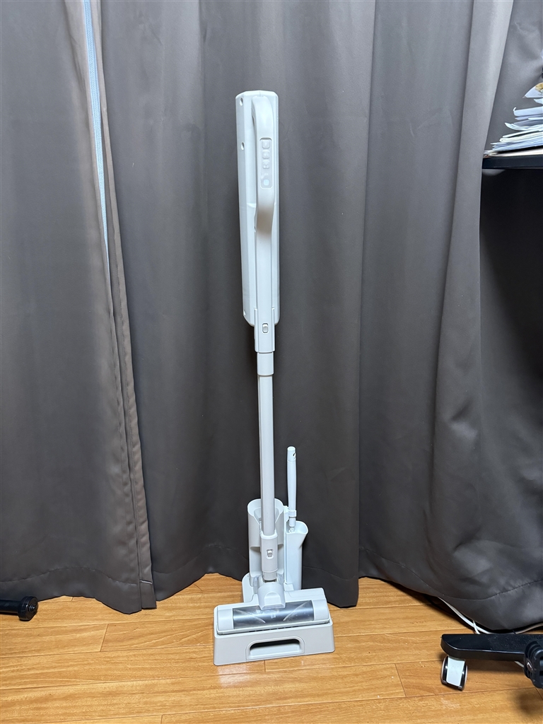 価格.com - 『スタンドに立てかけたところ。静電モップも横に収納できる。』アイリスオーヤマ MagiCaleena SBD-201P-HC ...