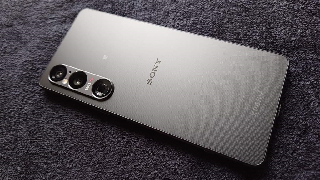 価格.com - SONY Xperia 1 VI SO-51E docomo [ブラック] @starさんのレビュー・評価投稿画像・写真「角 ...