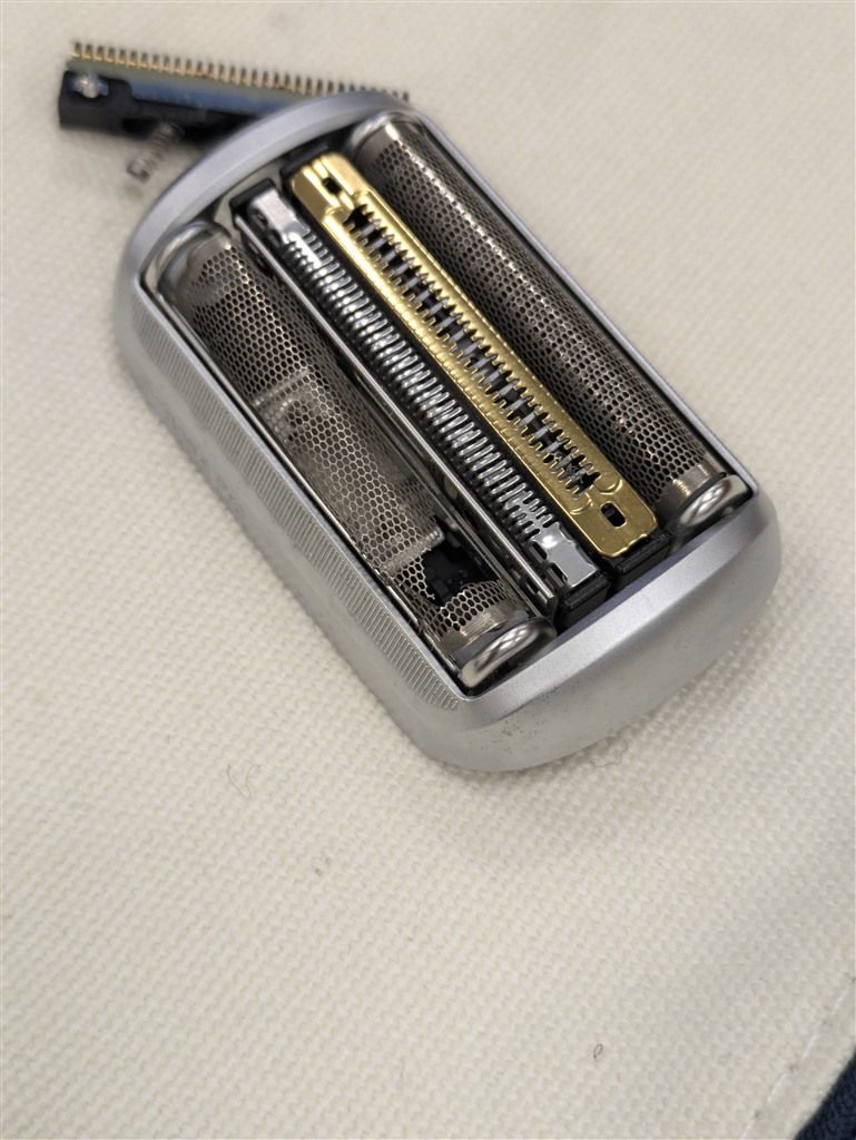 価格.com - ブラウン シリーズ9 Pro 9450cc-V だんなだよさんのレビュー・評価投稿画像・写真「外刃が・・・」[750660]