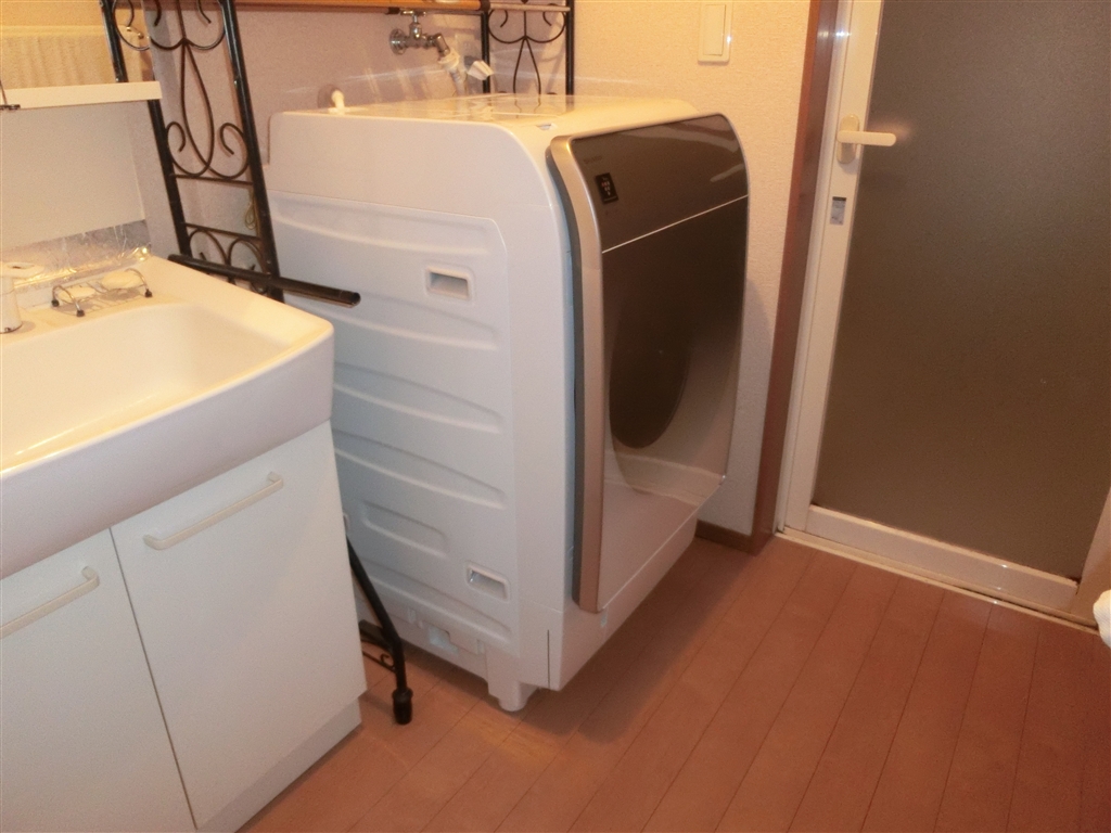 価格.com - 『ドラム式洗濯乾燥機位置』シャープ ES-X12C-SL [クリスタルシルバー] ひろまりあやゆさんのレビュー・評価投稿画像・写真「現在縦型洗濯機を使用の方是非とも買い替えて ...