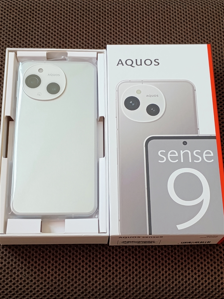 価格.com - シャープ AQUOS sense9 SHG14 au [ホワイト] マダオマーク2さんのレビュー・評価投稿画像・写真「☆senseシリーズとしてほぼ完成されたイメージ★」[ ...