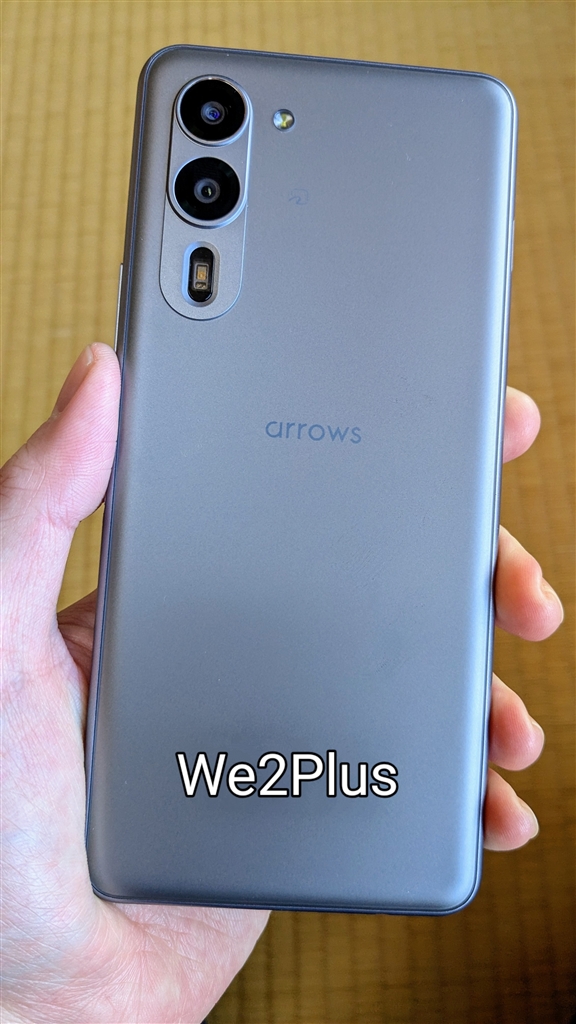 価格.com - 『arrowsWe2Plus背面』FCNT arrows We2 Plus M06 SIMフリー [スレートグレイ] Ude48さんのレビュー・評価投稿画像・写真「軽く ...