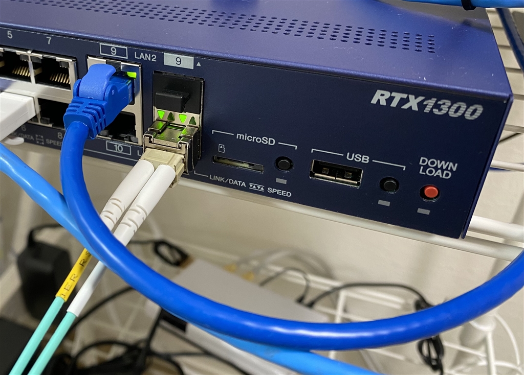 価格.com - 『LAN3のSFP+を使用して宅内LANに光で引き回し』ヤマハ RTX1300 タイタクパートラムさんのレビュー・評価投稿画像・写真「830に比べるとでかい、うるさい。でも今 ...