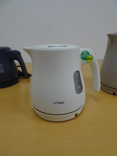 タイガー 電気ケトル わく子 PCM-A080-WM マットホワイト 0.8L TIGER 即納・送料無料 タイガー、電気ケトル「わく子」の「PCM-A060」「PCM-A080」を2/1発売 ...